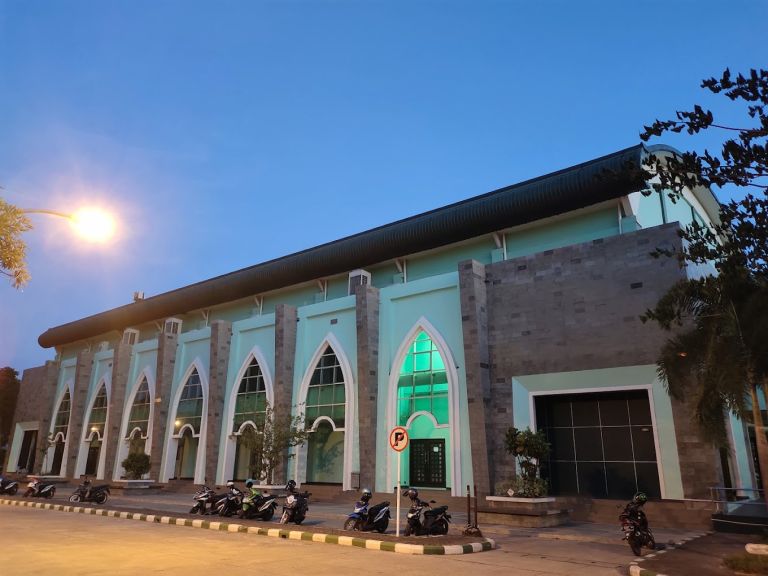 Maukuliah | Universitas Islam Negeri UIN Sunan Ampel Surabaya